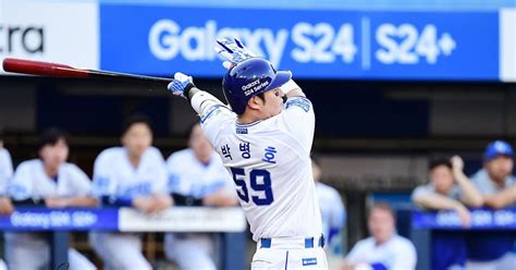 사자 유니폼 효과 박병호 5경기 3홈런