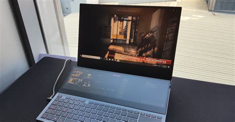 Asus Unveils The Zephyrus Duo 15 The First Dual Screen Rog Gaming Laptop