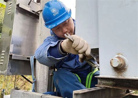 我为群众办实事丨全力保障群众春节用电无忧变压器供电增容