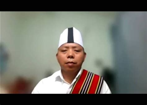 Dvb Nug ဒုဝန်ကြီးသစ် ဒေါက်တာငိုင်းတမ်မောင်း ကတိသစ္စာပြု ကျမ်းသစ္စာဆို