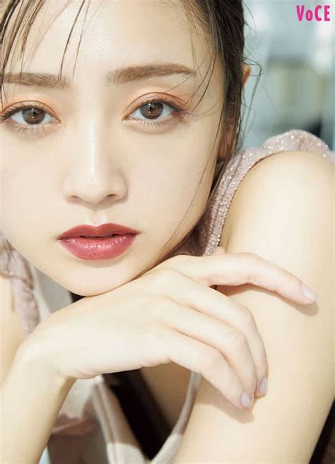 【安達祐実】がvoce表紙に降臨！「いまの夫と結婚して、自分が自分らしく」と語る理由は？【cover Beauty】｜美容メディアvoce