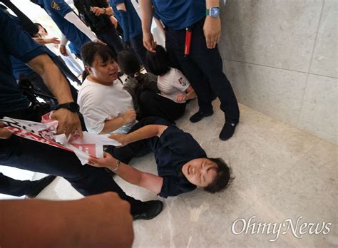 일본 정부가 후쿠시마 핵오염수 해양투기를 시작한 24일 오마이포토
