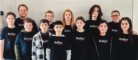 Elever på Thoren Framtid engagerar sig i kulturprojekt och bjuder på interaktiv föreställning