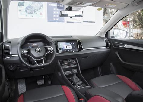 В Россию приехал свежий Skoda Karoq. Ценник удивительно гуманный!