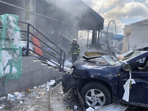 5 Muertos Y 25 Heridos Dejo Un Ataque Ruso En El Centro De Ucrania