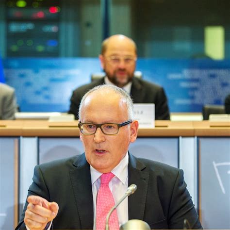 Timmermans Overdondert Europees Parlement