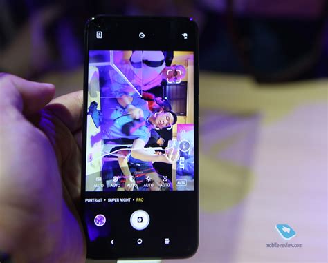 Mobile Первый взгляд на смартфон Tcl Plex герой среднего сегмента