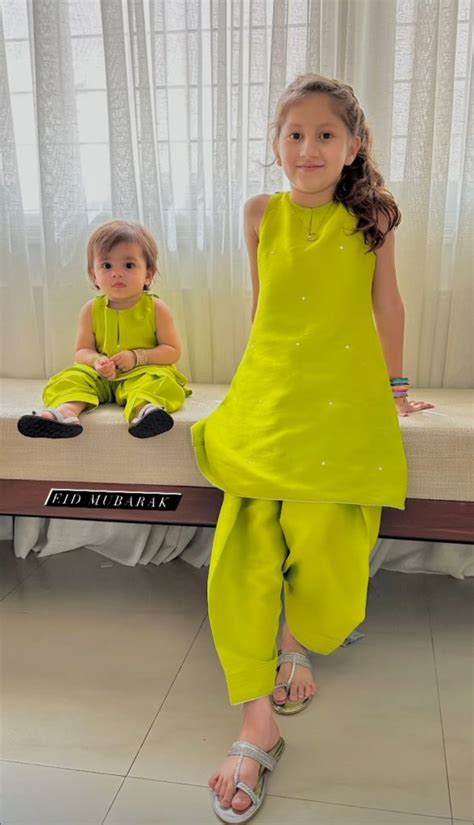a glimpse into sadaf kanwal and shahroz sabzwari eid day reviewit pk