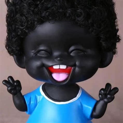 크리 에이 티브 생일 선물 즐거움 분노 슬픔 기쁨 블랙 레이스 아기의 표현 인형의 돼지 저금통 홈 액세서리 장식품머니 박스