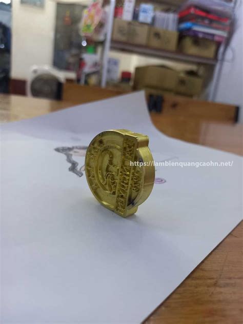 Khắc đồng Cnc để Làm Logo Biểu Trưng