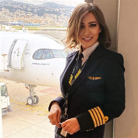 Airplane Landing Curvy Women Fashion Womens Fashion Flight Girls