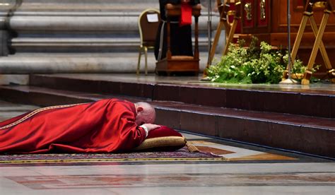 La Semana Santa Del Papael Señor Resucitado Nos Invita A No Perder La