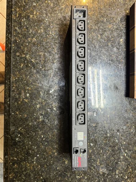 Apc Ap7821b Metered Rack Pdu 1u 16a 100 240v 8 C13 Ebay