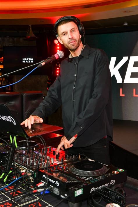 Tim Westwood Sexual Misconduct Claims Spark Bbc Phone Hotline Metro News