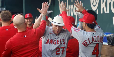Mike Trout Hits 472 Foot Home Run