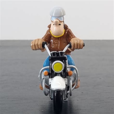 Joe Bar Figurine Moto Guzzi V7 750 De 1969