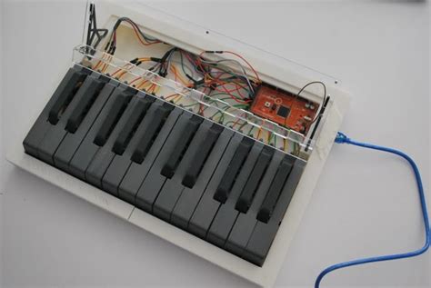 Arduino Midi Keyboard Midi Keyboard Synthesizer Diy Arduino