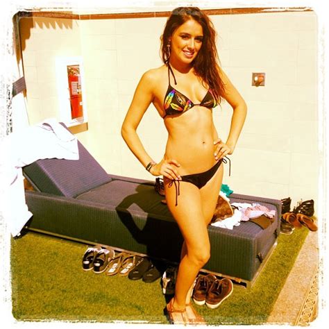 8 Hot Sexy Vanessa Vasquez Bikini Pics
