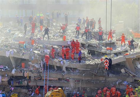 爱琴海地震致土耳其希腊至少27人死亡 受灾