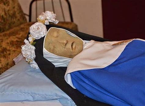 O mistério do Corpo Incorrupto Corpos incorruptos Corpo Curiosidades