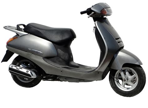 Скутер Honda Lead AF 48 - AF48