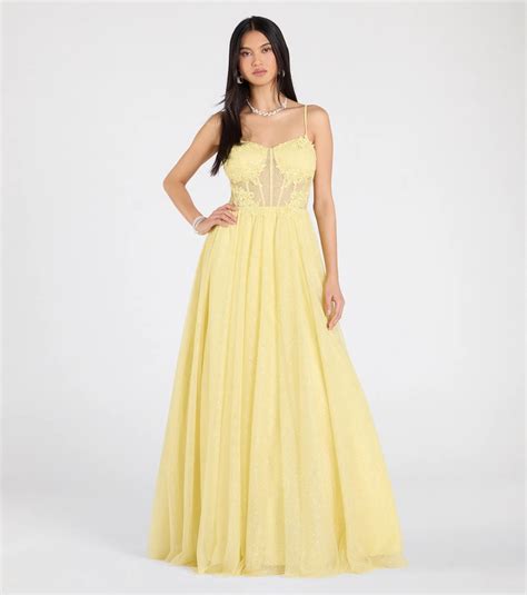Applique Dresses And Windsor