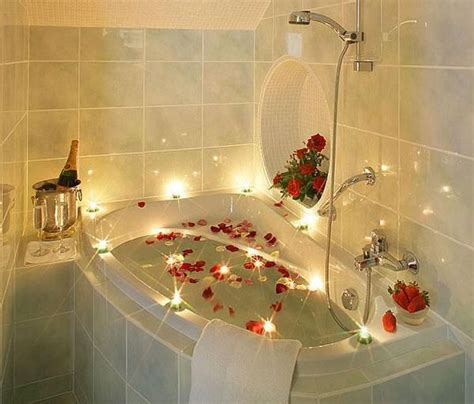 22 Sensual Valentines Day Ideas Romantic Bathroom And Tub Decorating Romantic Bathrooms