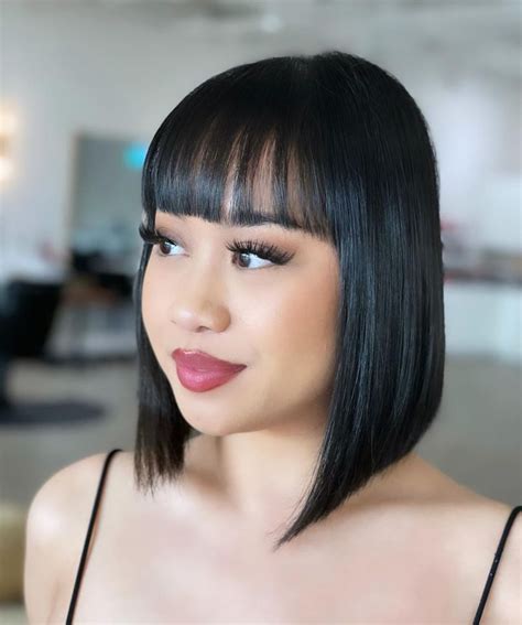 34 Top Haircuts To Soften And Complement Your Broad Forehead 34 Top Haircuts To Soften And Complement Your Broad Forehead