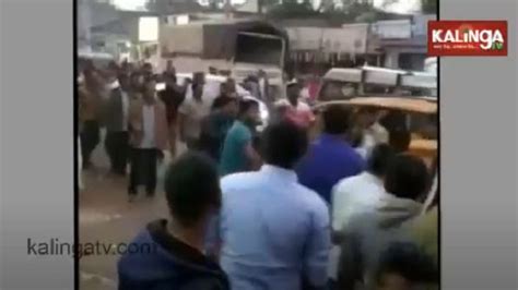 Miscreants Thrash Police Team In Odisha Snatch Service Gun