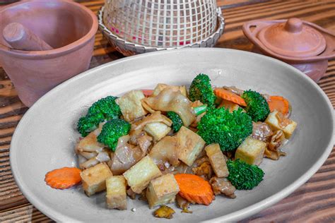 Vegan Phad See Eiw Isarn