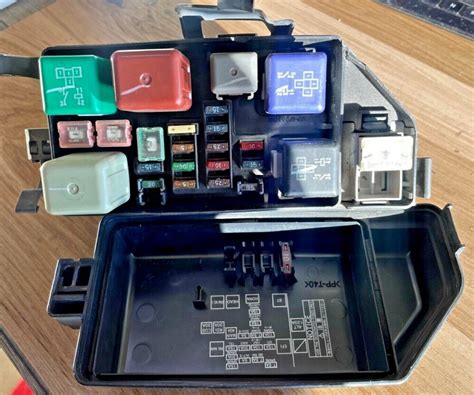 Fuse Box Diagram Toyota Avalon 1994 1999 And Relay With Assignment