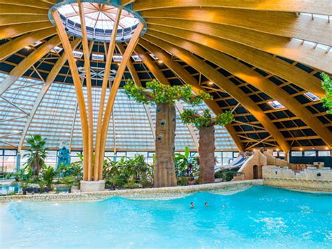 Camping Les Ormes Domaine Et Resort En Route