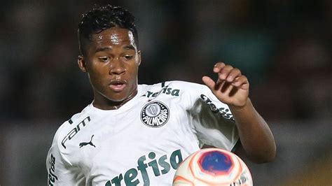 Revista Elege 50 Jovens Mais Promissores Do Futebol Mundial Com Endrick