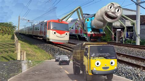 MANTUL ADA KERETA KEPALA THOMAS EXE KERETA TITIPO TRUK MIRIP TAYO