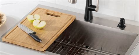 Undermount Kitchen Sink With Cutting Board Things In The Kitchen