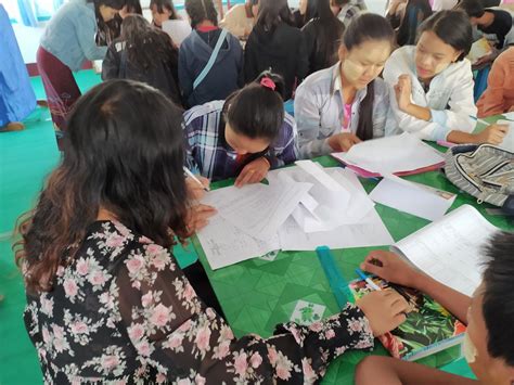 ပင်းတယမြို့နယ်၌ အသက် ၁၀ ၁၈ နှစ်ပြည့် နိုင်ငံသားစိစစ်ရေးကတ်ပြားများ ပြုလုပ်ပေးလျက်ရှိ