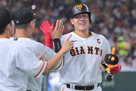 【写真】巨人・岡本和真のお立ち台発言に「さすが大物」と絶賛の声 無難な応答する選手が多い中、原監督の「空気」発言を逆手に｜newsポストセブン