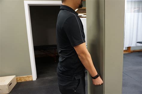 Shoulder Isometrics Zen Physiotherapy
