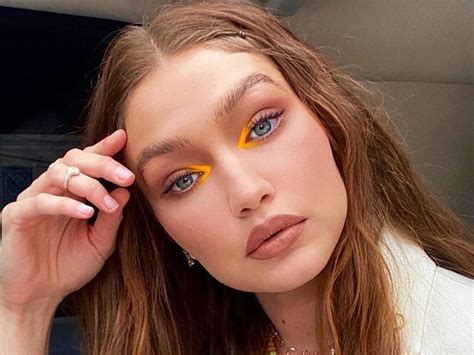 Gigi Hadids Yellow Eye Makeup Steals The Show Recreate The Look Jd