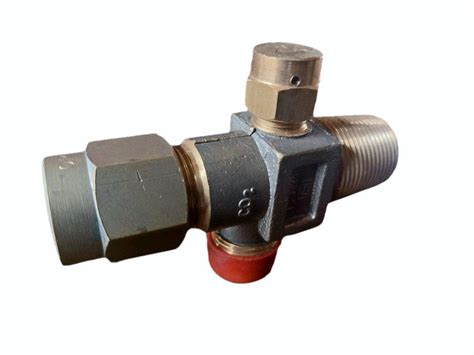 Brass Co2 Cylinder Valve 12 Inch At ₹ 550piece In Surat Id