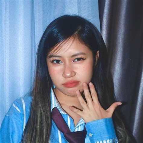 J Ssic Jess Threads Say More