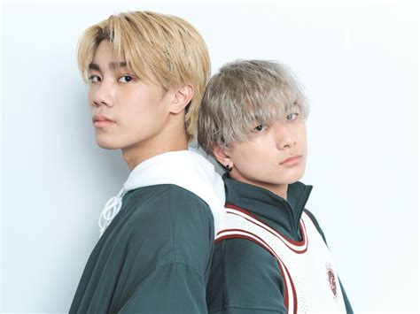 テレ東プラス On Twitter Lilleague さん連載公開📢 岩城星那 さん🌹×岡尾真虎 さん🐯 2ショットトーク😉 完璧