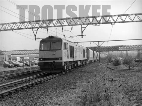 Larger Negative Br British Railways Diesel Loco Class 60 60005 C1994 £4