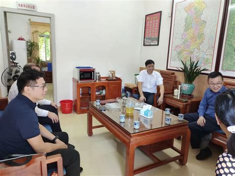 河源市人民医院网站 我院党委书记殷汉华率队到廻龙镇调研指导乡村振兴工作