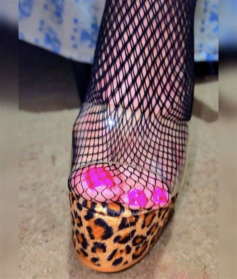 The Gorgeous 10 On Twitter Sexy Ig Beauty Yourfriendswifey2 Wedgewednesday 🔥🔥🔥🔥💅🏿👣💅🏿👣😈😈😈