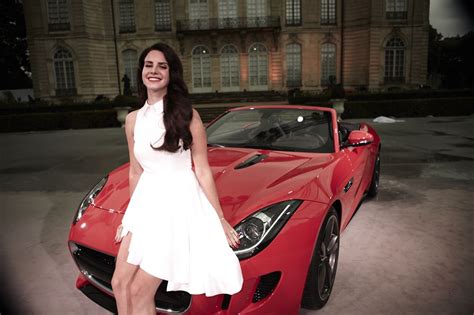 Lana Del Rey Ambassadrice De Charme De La Marque Jaguar Blog Auto