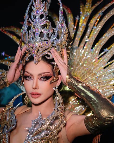 กชเบล ศรัณย์รัชต์ Added A New Photo กชเบล ศรัณย์รัชต์