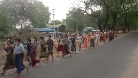 ဆားလင်းကြီးတွင် ဘယ်သူသွေးခွဲခွဲ တို့မကွဲ၊ တို့ပြည်သူတွေတသားတည်း စာသားနှင့် ဖက်ဆစ် စစ်အာဏာရှင