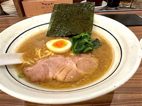 『豚骨醤油ラーメン（並・全部普通）』究極ラーメン 横濱家 平台本店のレビュー ラーメンデータベース