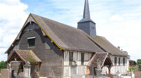 Une église Classée Aux Monuments Historiques Part En Fumée Aquarelleparis